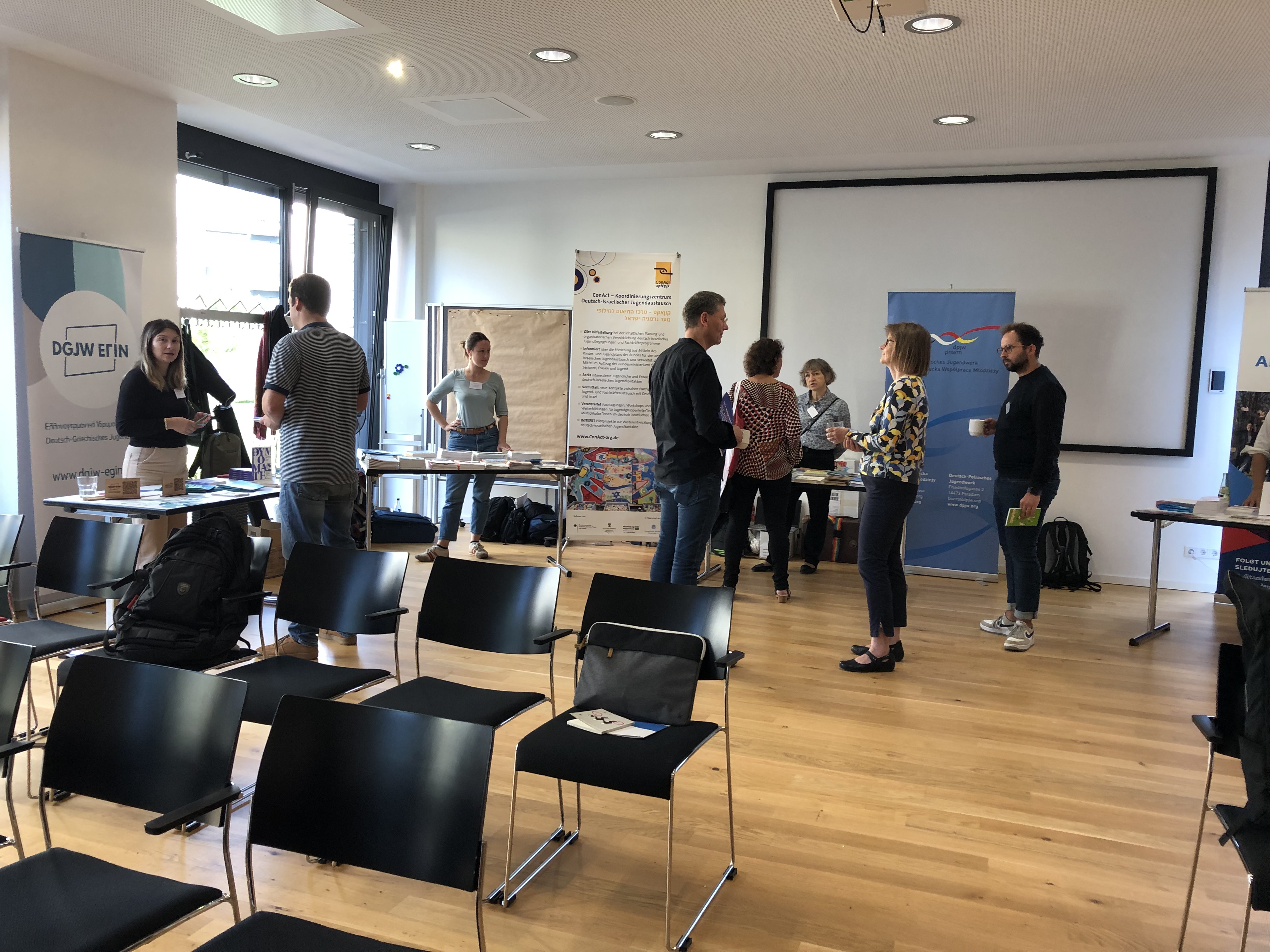 Die internationale Jugendarbeit zu Gast in Düsseldorf und Münster - ConAct